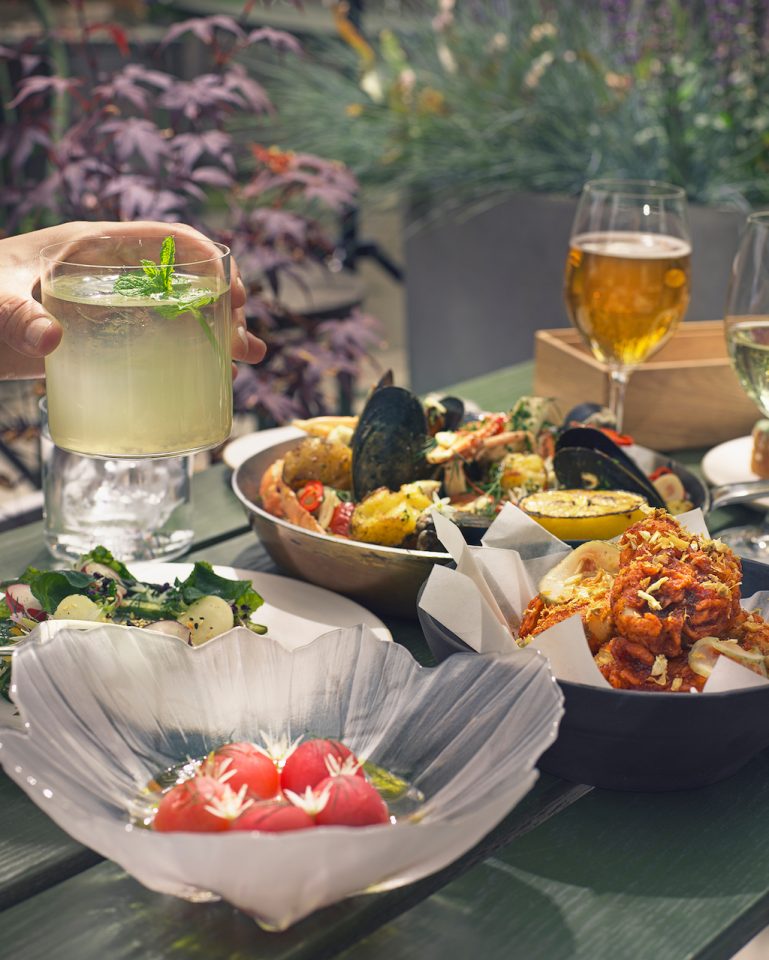 Skippers Inn – premiär för sommarterrassen utanför Aira - bokabord.se